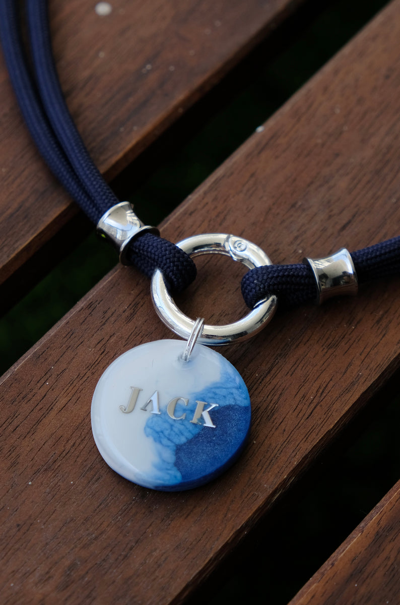 Epoxy name tag "Blue & white" – Le Paw